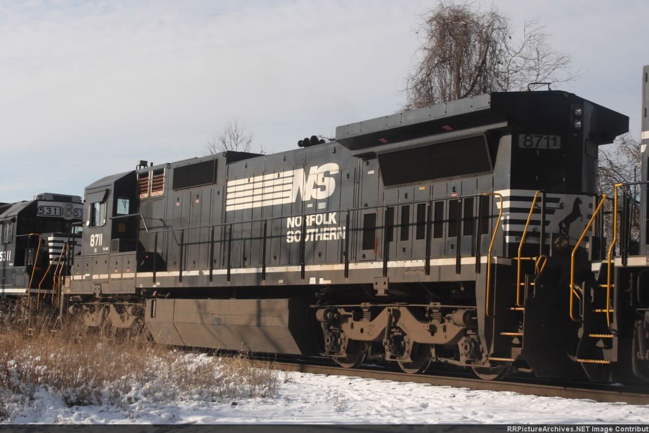 NS 8711